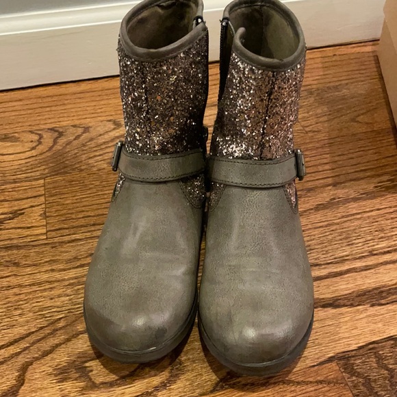 MIA | Shoes | Girls Size 2 Grey Leather And Glitter Boots | Poshmark